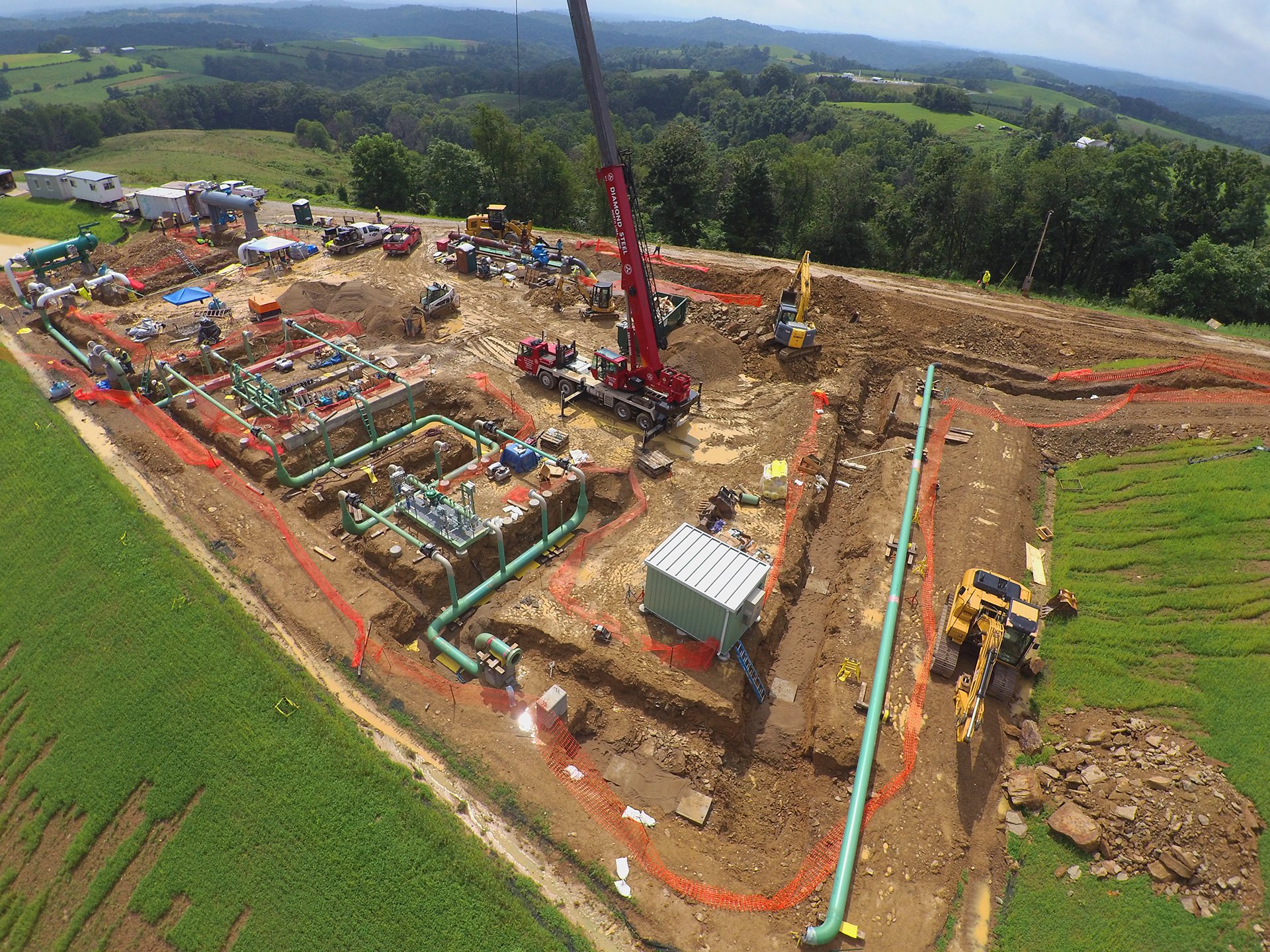 Field Piping Installation | Services | Bolt Construction